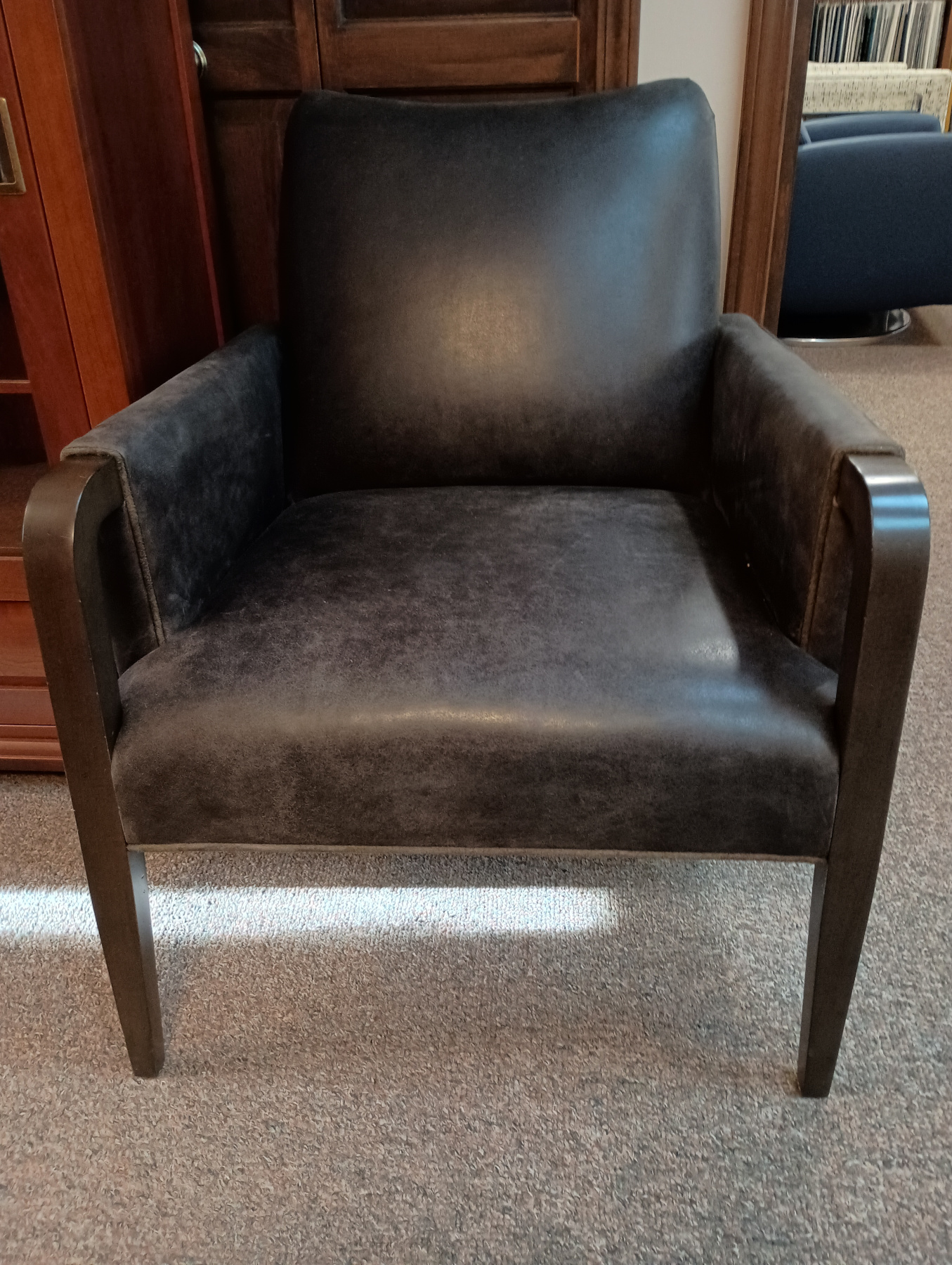 Wesley Hall PL549 Tusk Chair in Crockett Chimney Leather